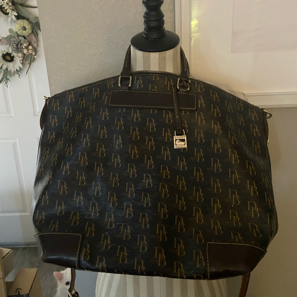 Dooney & Bourke Luxe Leather Db Logo Large Satchel - Gem